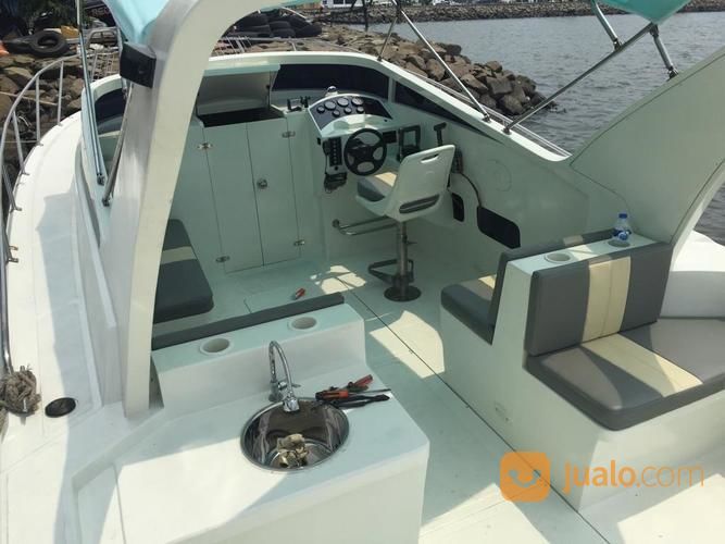 Kapal Speed Speedboat Fiberglass Boat 11 Meter + 3 X 200pk Yamaha di ...