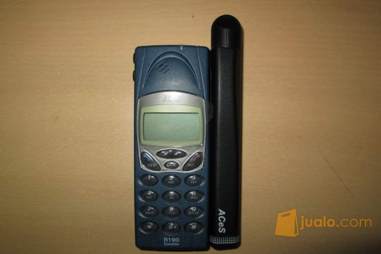 Hape Satelit Ericsson R190 Seken Mulus Fitur Satelit Plus GSM di Kota ...