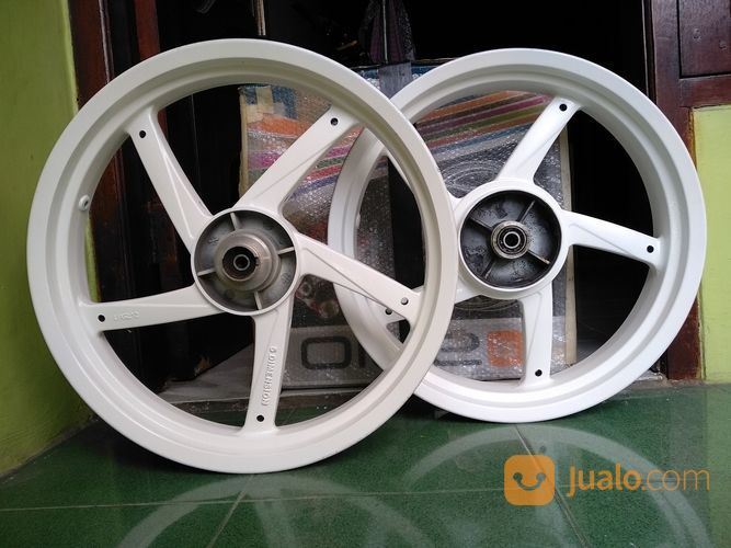 Velg Racing HMF di Kota Jakarta Pusat, DKI Jakarta | Jualo.com