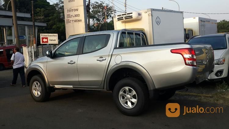 Harga Strada Triton Exceed 4x4 DC A/T. Hi-Power 178ps Diesel 2021 di ...