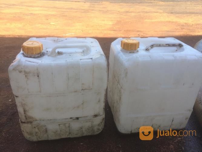 Jerigen Bekas Minyak Jelantah Kapasitas 20 Liter & 18 Liter di Kab ...