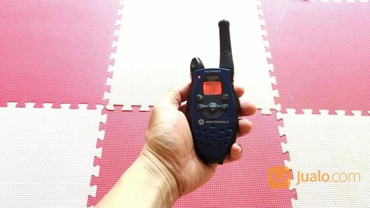 HT Atau Handy Talkie Merk Motorola T5720 (Sepasang) di Kota Banjarmasin ...