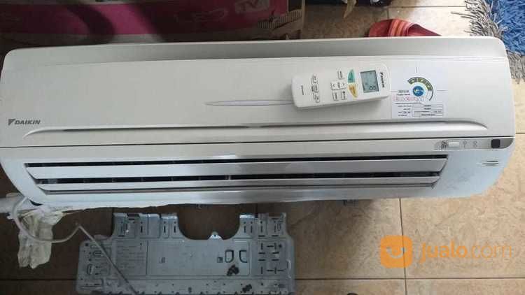 Daikin AC Split 1.5PK (RNE35MV14) OUT-IN Thailand di Kota Surabaya ...
