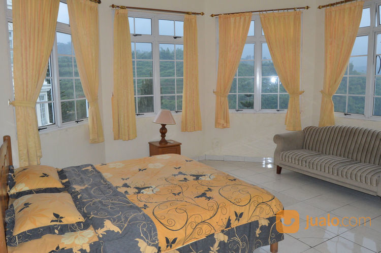 Villa Kota Bunga Puncak Bogor Dengan View Pegunungan di Cisarua, Jawa ...