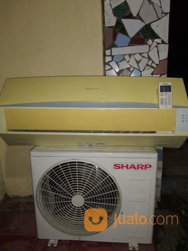 AC Sharp 3/4pk Cari Majikan Baru di Kota Tangerang Selatan, Banten ...