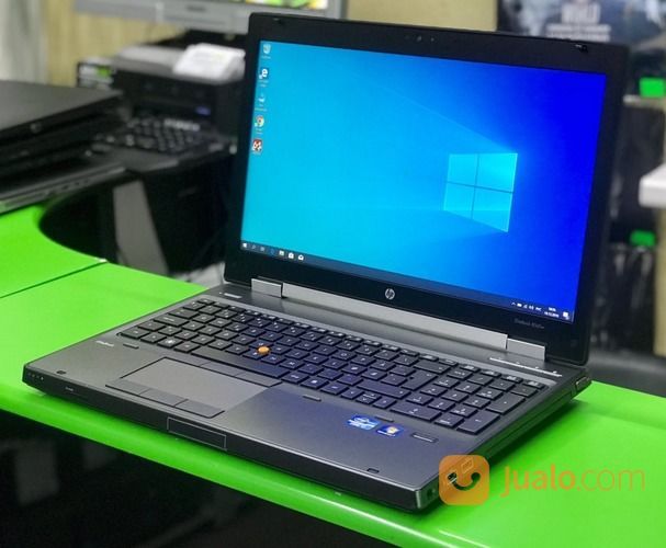 Laptop HP EliteBook Workstation 8560W AMD Radeon HD 6700M Series di ...