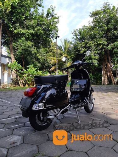 Vespa Modif New PX Glossy Black di Kota Semarang, Jawa Tengah | Jualo.com