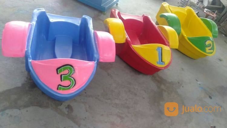 Mainan Air Hand Boat Perahu Kayuh Tangan di Kab. Malang, Jawa Timur ...