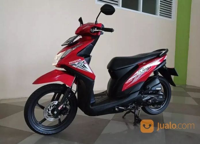 Honda Beat Fi 2016 Merah Sangat Terawat | Bandung | Jualo