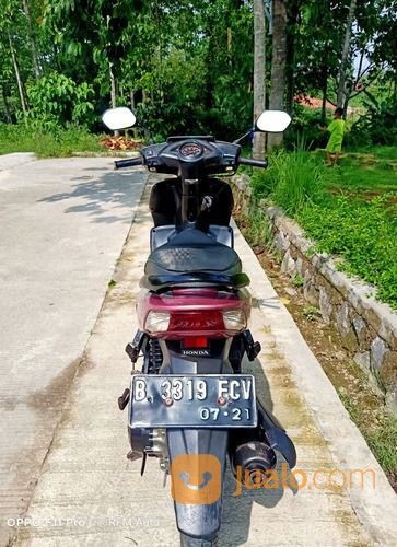 HONDA VARIO OLD 110 CW 2011 KARBU FULL ORIGINAL TANGAN 1 PAJAK TELAT ...