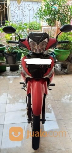 MOTOR HONDA SUPRA X 125 WARNA MERAH HITAM TAHUN 2009 KONDISI BAIK SIAP ...