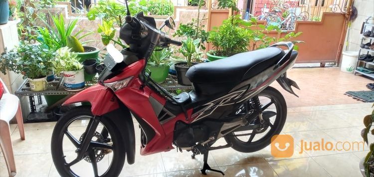 MOTOR HONDA SUPRA X 125 WARNA MERAH HITAM TAHUN 2009 KONDISI BAIK SIAP ...