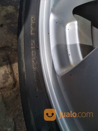 Velg+Ban Mobil R15 di Kota Tangerang, Banten | Jualo.com