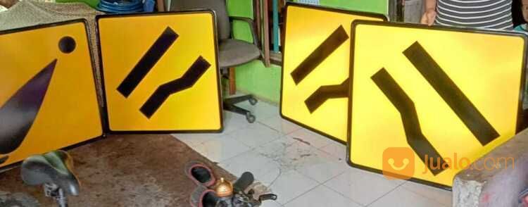 Rambu-Rambu Lalulintas di Kota Tangerang Selatan, Banten | Jualo.com