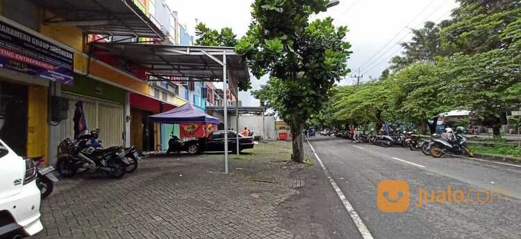 Ruko 2 Lantai Dengan Isinya Di Jl Simpang Panji Suroso Malang di Kota ...