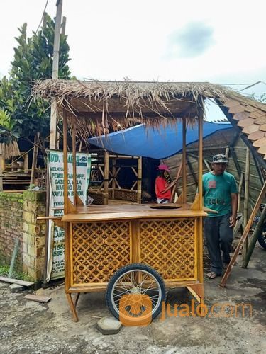 Mini Bar / Rombong Bambu Unik di Kota Batu, Jawa Timur | Jualo.com