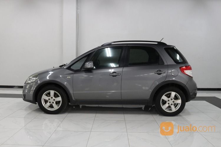 Suzuki X-Over SX4 4x2 MT 2010 Abu-Abu di Kota Jakarta Selatan, DKI ...