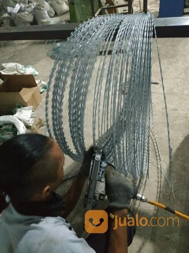 Kawat Silet SNI BTO 22 di Kota Jakarta Utara, DKI Jakarta | Jualo.com Kawat Silet SNI BTO 22 di Kota Jakarta Utara, DKI Jakarta | Jualo.com