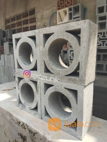 Roster Beton Minimalis Lubang Bulat di Kab. Bekasi, Jawa Barat | Jualo.com