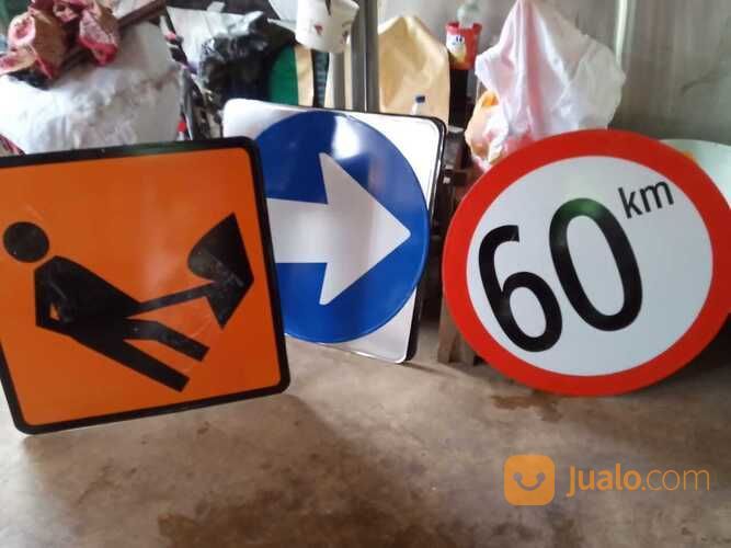 Rambu Rambu Lalu Lintas Dan Rambu Lainnya di Kota Tangerang Selatan ...