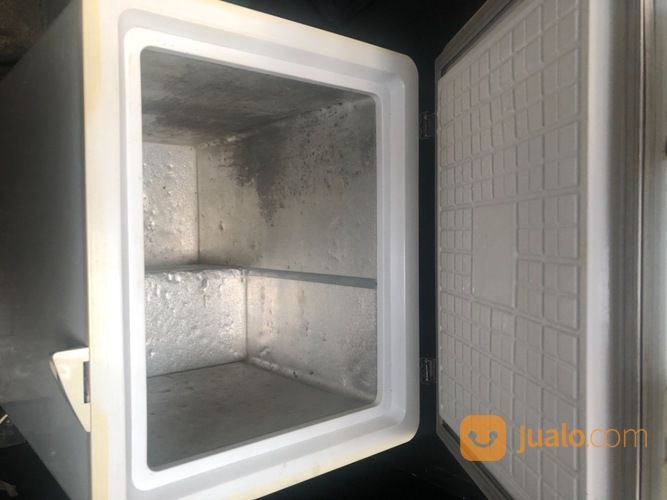 Freezer Box Bekas 100 Liter Merek Sansio Masih Hidup di Kota Tangerang ...