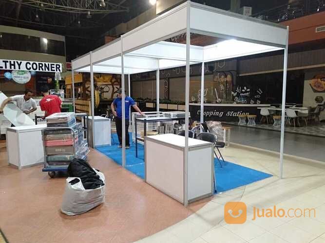 PARTISI R8 UNTUK BOOTH PAMERAN di Kota Denpasar, Bali | Jualo.com