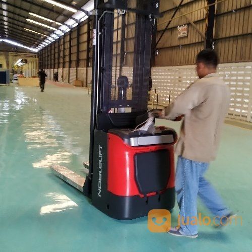 HAND STACKER FULL ELECTRIC NOBLELIFT CAP 1-2 TON PROMO DAN BERGARANSI ...