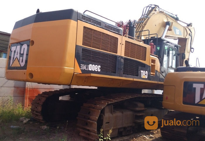 Alat Berat Excavator Caterpillar Model 390D Tahun 2011 di Kota Jakarta ...