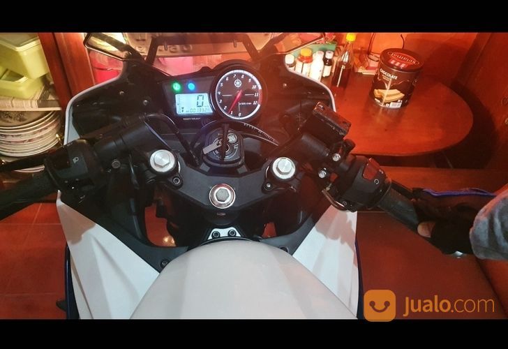 Yamaha R15 Th 2014, Warna Putih Biru Tangan Pertama Mesin Alus Banget ...