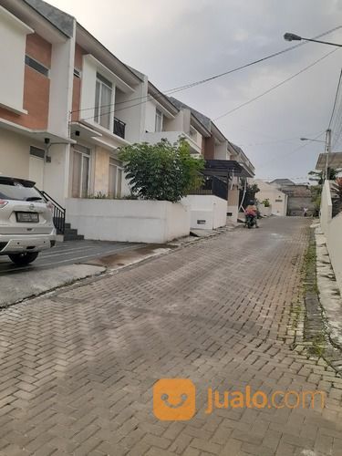 Nuansa Villa 2 Lantai Parompong Sariwangi Pasteur Bandung Kenyamanan ...