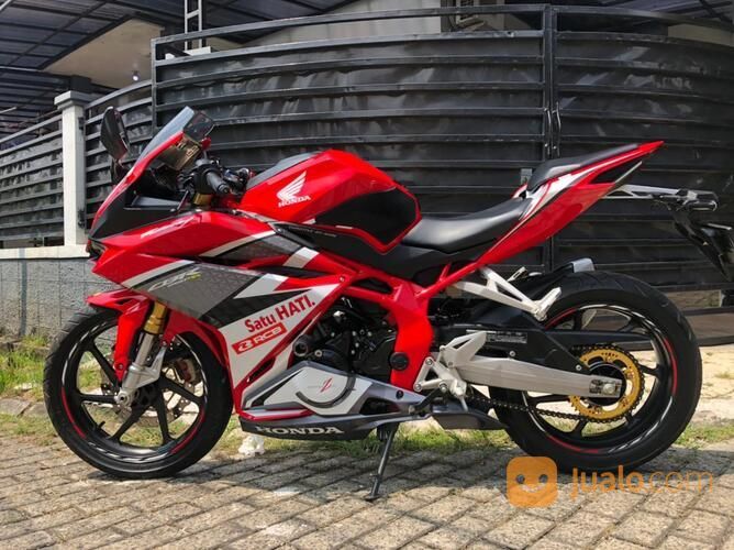 CBR 250RR Racing Red MULUS ! di Kota Tangerang Selatan, Banten | Jualo.com