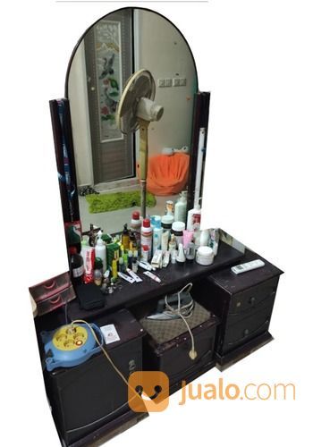 Meja Rias Kaca Besar di Kota Jakarta Pusat, DKI Jakarta | Jualo.com