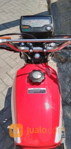 Honda Win 1984 Warna Merah di Kab. Lamongan, Jawa Timur | Jualo.com