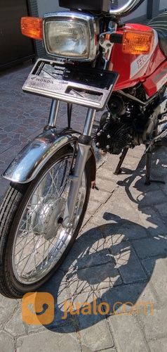 Honda Win 1984 Warna Merah di Kab. Lamongan, Jawa Timur | Jualo.com