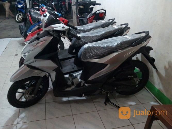 Honda Beat Deluxe CBS ISS { Promo Credit ) di Kota Jakarta Selatan, DKI ...