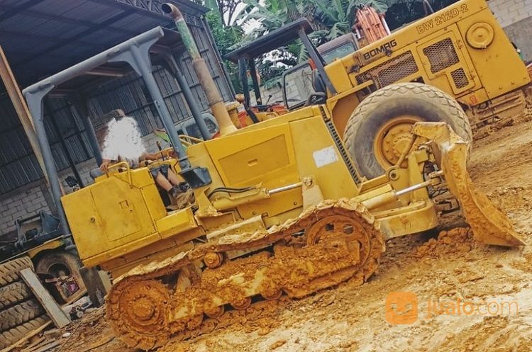 Alat Berat Bulldozer Komatsu D31E-20 Tahun 2012 di Kota Jakarta Timur ...