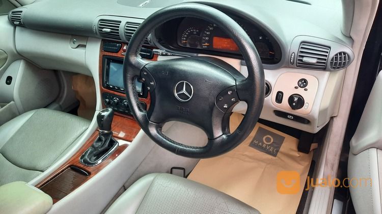 Mercy C180 Compresor Th 2004 di Kota Tangerang Selatan, Banten | Jualo.com