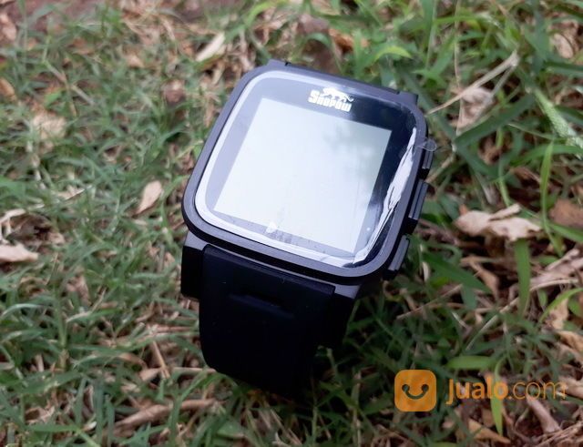 Outdoor Watch Snopow W1 GSM Bluetooth IP68 Certified Waterproof Camera ...