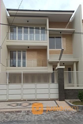 Rumah New Gress Minimalis Model Split Level Siap Huni di Kota Surabaya ... Rumah New Gress Minimalis Model Split Level Siap Huni di Kota Surabaya ...
