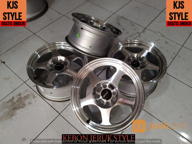 Velg Mobil Bekasan Racing Spoon R15x7 ET 8 Pcd 4x100 Kondisi 80% di ...
