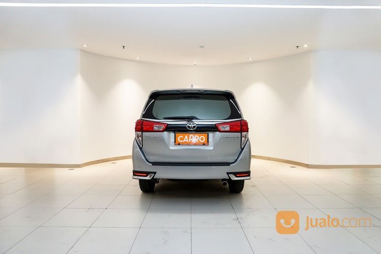 Toyota Innova 2.4 Venturer MT 2020 Silver di Kota Tangerang Selatan ...