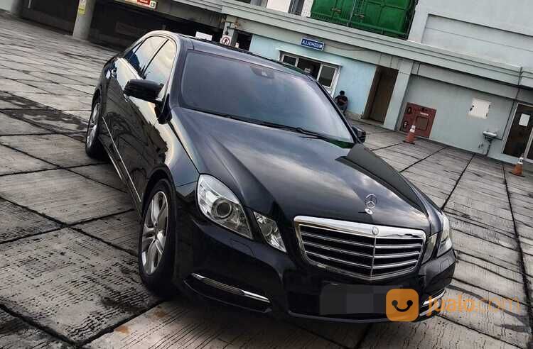 Mercedes Benz E300 AVG 2011 Antque Syariah Ready di Kota Jakarta Selatan, DKI Jakarta | Jualo.com