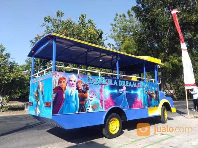 Kereta Wisata Kereta Mini Anak di Kota Singkawang, Kalimantan Barat ...