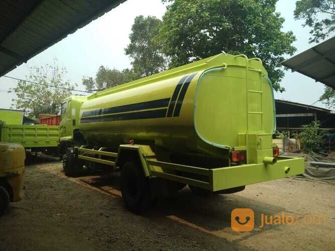 TRUK TANGKI CPO 10 TON TANGKI MINYAK SAWIT 10 TON KAROSERI TANGKI di ...