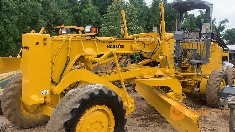 Motor Grader Komatsu GD511A-1 Tahun 2008 di Kota Jakarta Timur, DKI ...