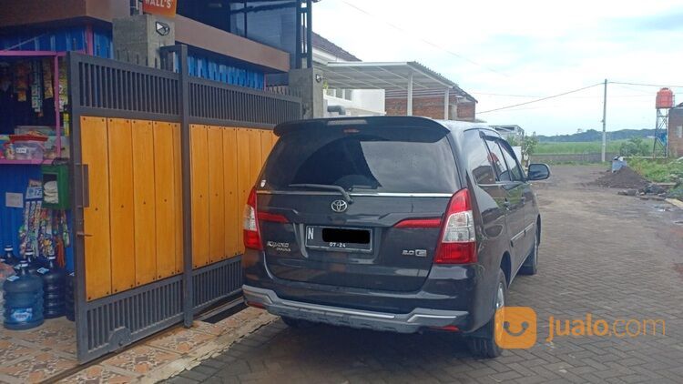 Toyota Kijang Innova Barong 2.0 E Bensin 2014 Mulus di Kota Malang ...