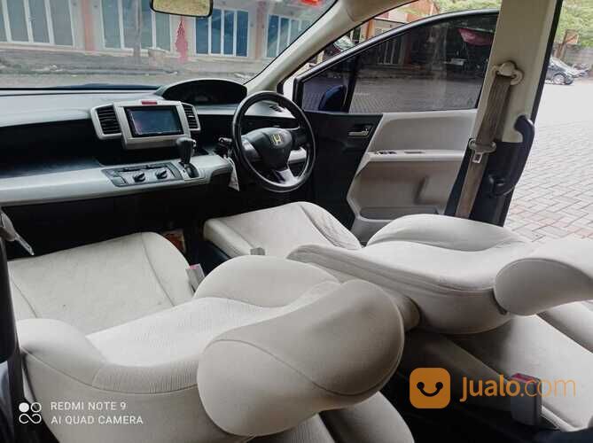 HONDA FREED 1.5 PSD AT 2009 HITAM kondisi mobil istimewa bergaransi dan ...