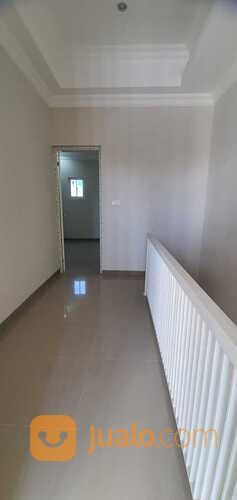 New Town House 3 Lantai Lokasi Bagus Row Jalan Lebar di Kota Surabaya ...