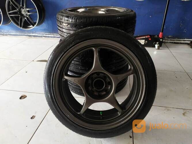 Velg dan ban bekas mobil racing enkei ring 17 baut 4x100/114,3 di Kota ...
