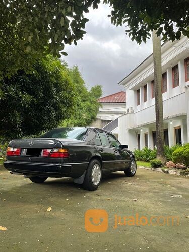 Mercy boxer tipe 200e th 1988 di Kota Jakarta Pusat, DKI Jakarta ...